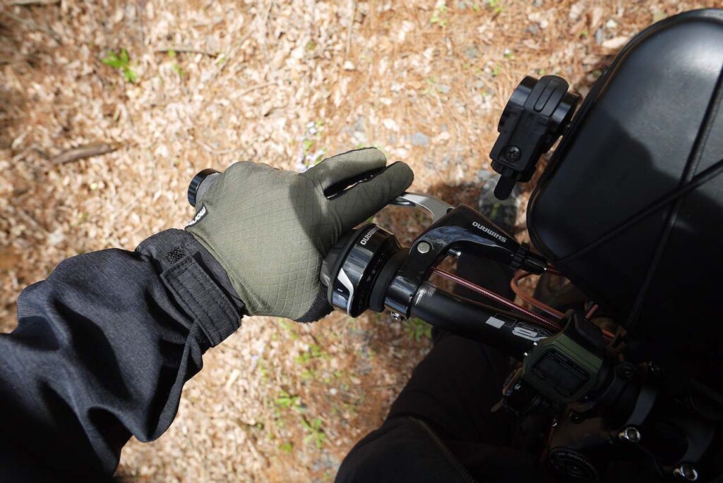 Shimano RevoShift SL-RV400-LN（左用3sグリップシフター・フリクション）はコンパクト＆ミニマルで使いやすい ...