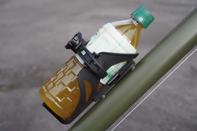 Adept オールパーパスケージ(サイズ可変式ボトルケージ)は見た目スマートでカジュアルユースにも良し【Bikase ABCケージとの比較あり ...